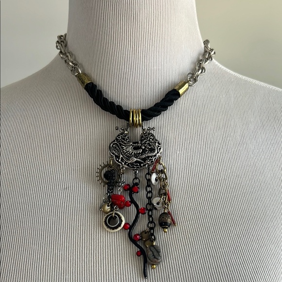 Treska | Jewelry | Nwt Treska Black And Silver Necklace With Red ...